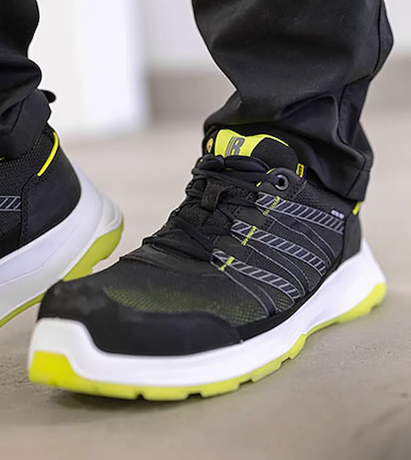 Workwear, hi vis clothing, safety boots and work gloves - Blåkläder